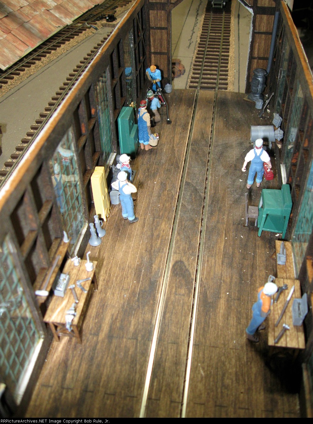 Banta Single Stall Engine House Interior