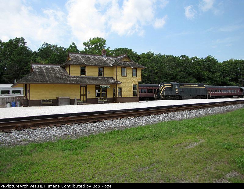 Reading Company passenger station