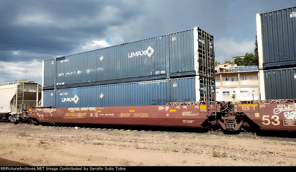 BNSF 254328 UMXU 246052 UMXU 256829
