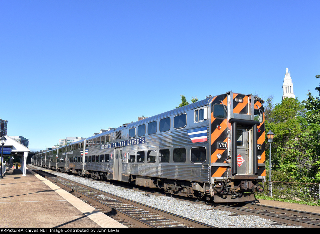 VRE Train # 312 departs Alexandria Station toward DC. The Washington ...