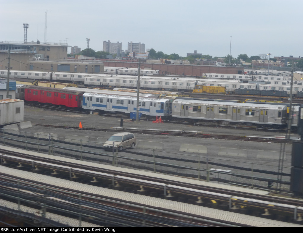 NYCT R16s 6339 & 6305, R40M 4460