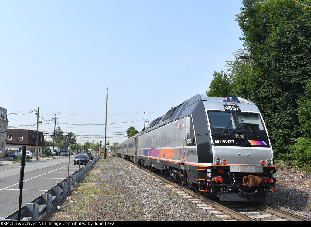 Westbound train arriving into the depot