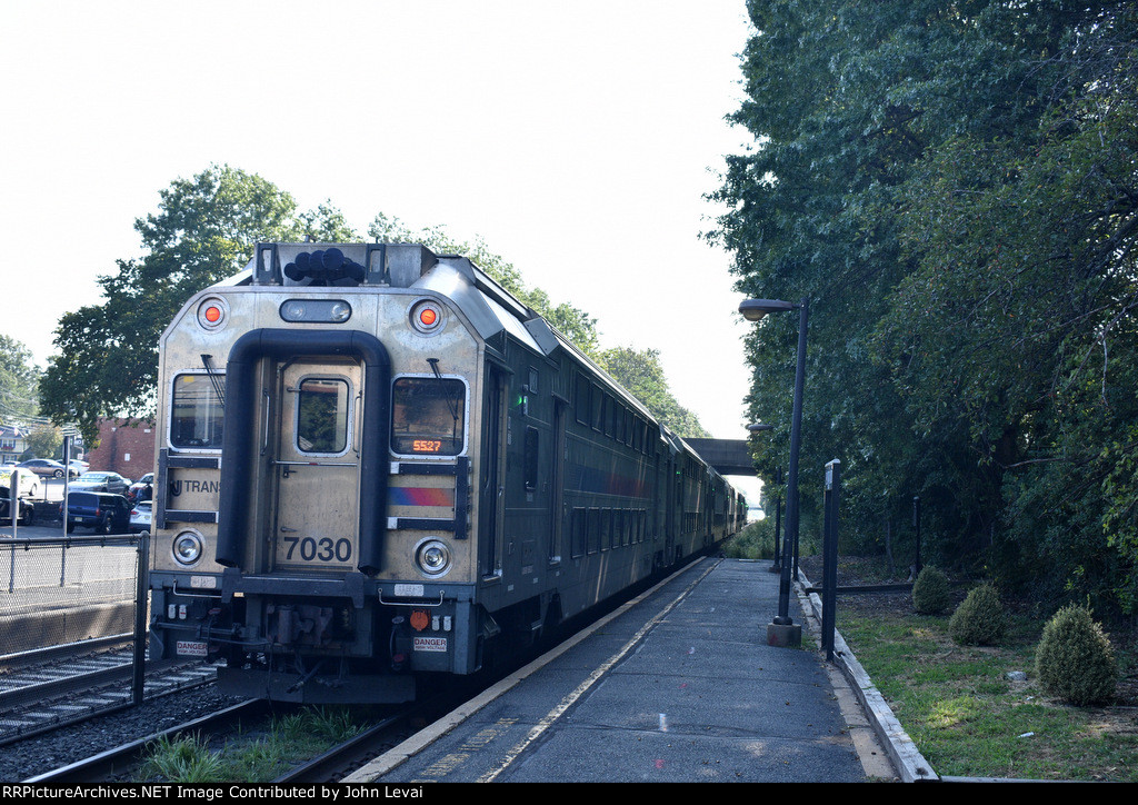 NJT Multilevel Cab Car # 7030 brings up the rear of NJT Train # 5527 as ...