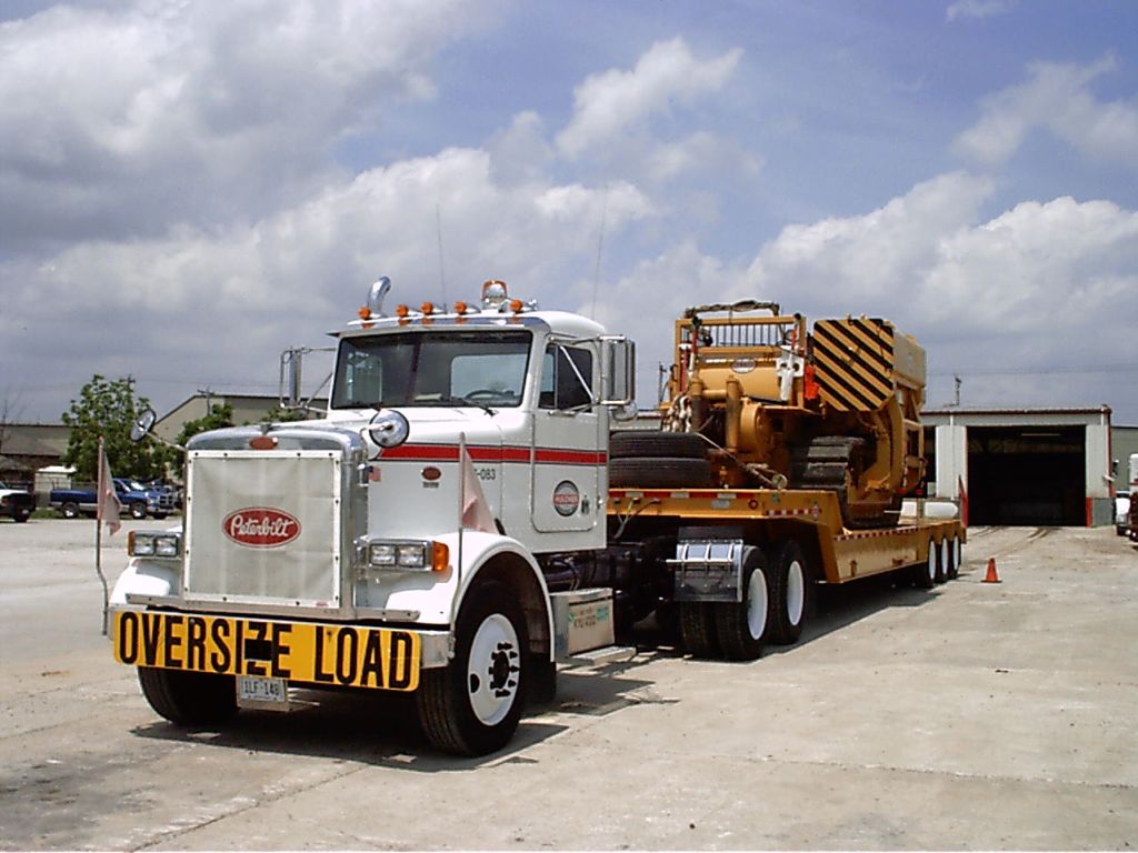 Hulcher 1997 Peterbilt Unit 83 With CAT D 7 Side Boom