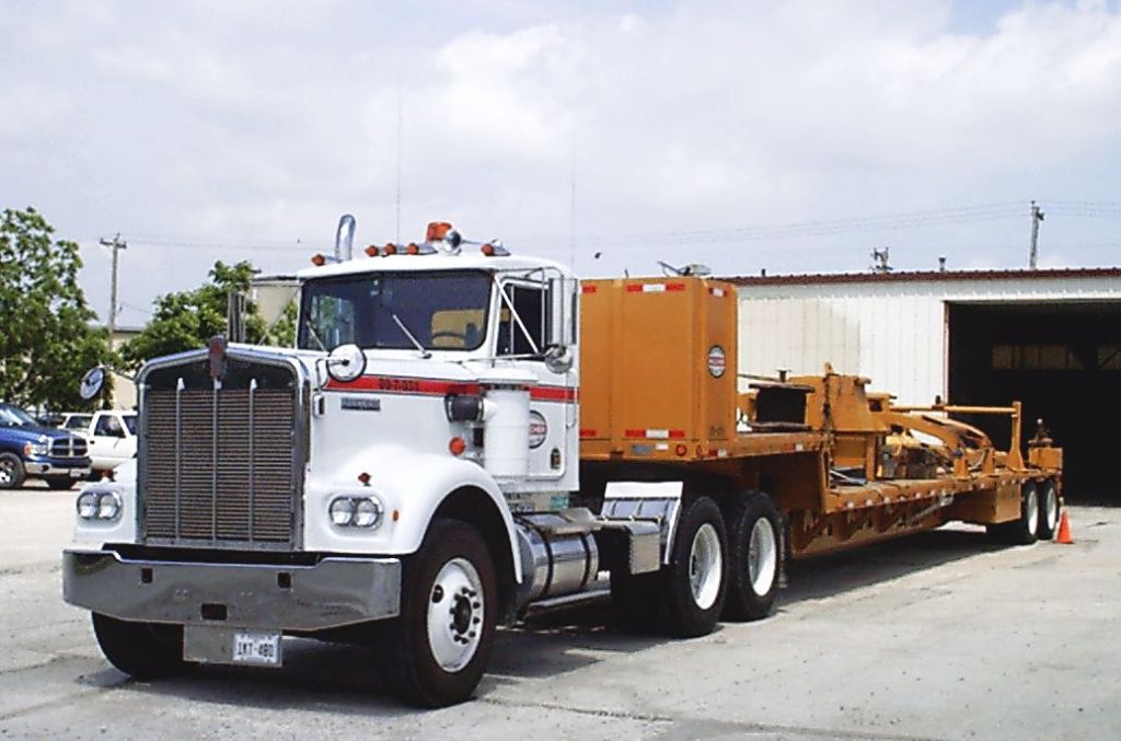 Hulcher 1997 Kenworth Boom & Weights for Side Boom CAT