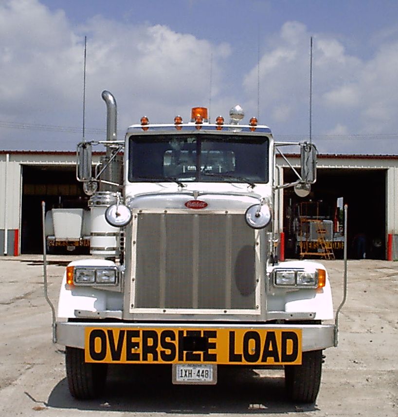 Hulcher 1997 Peterbilt Front View
