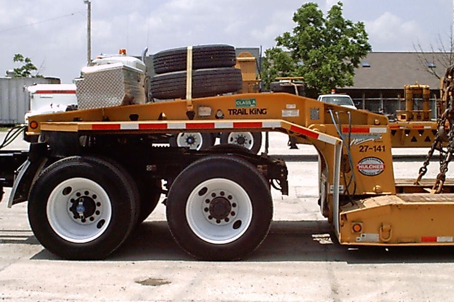 Hulcher Trail King 3 Axel Low Boy Goose Neck