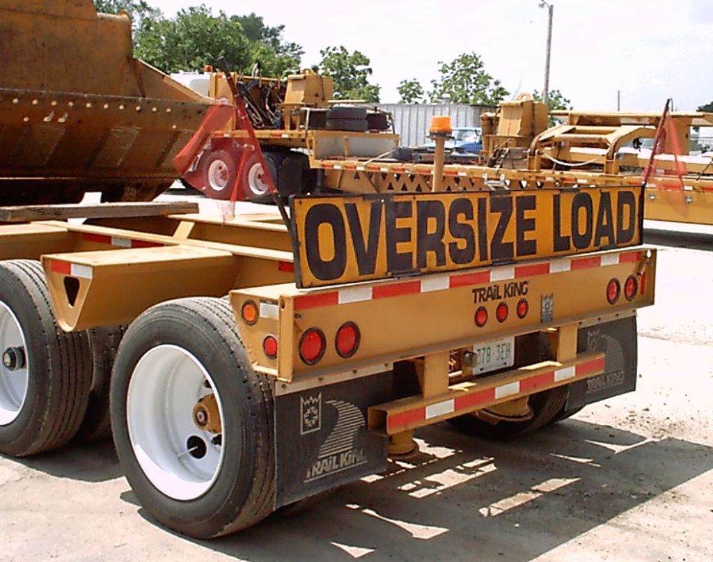 Hulcher Trail King 3 Axel Low Boy Rear View