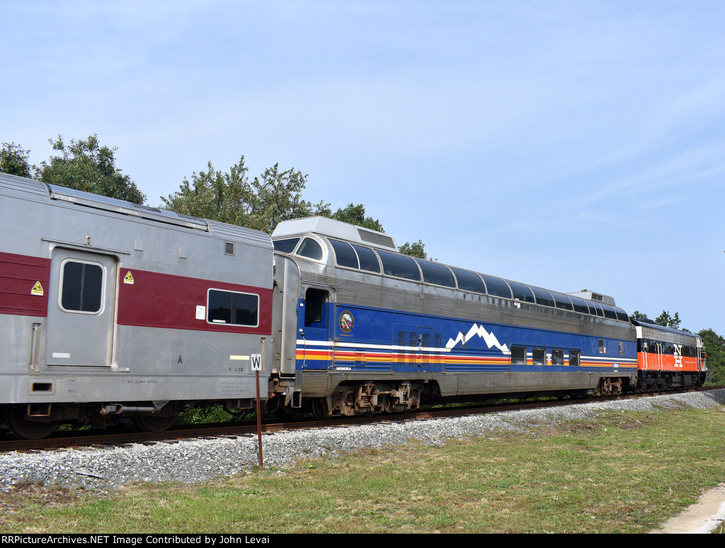 Car from Alaska on the CCCR train