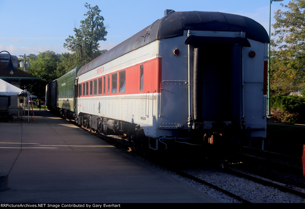 MON Business Car #2, "Lynne"