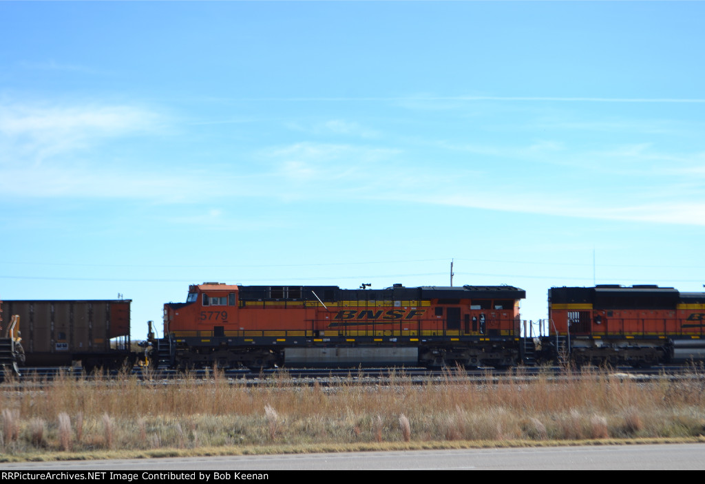 BNSF 5779
