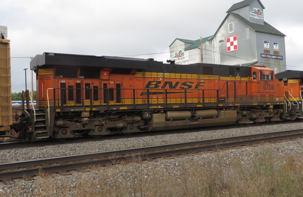 BNSF 6706