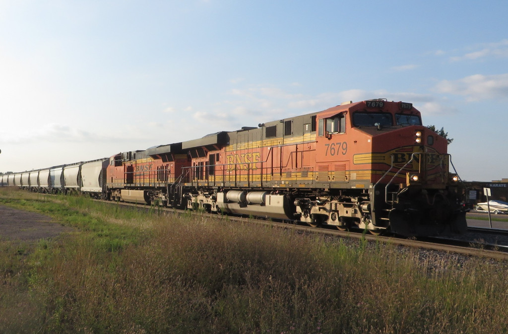 BNSF 7679 West