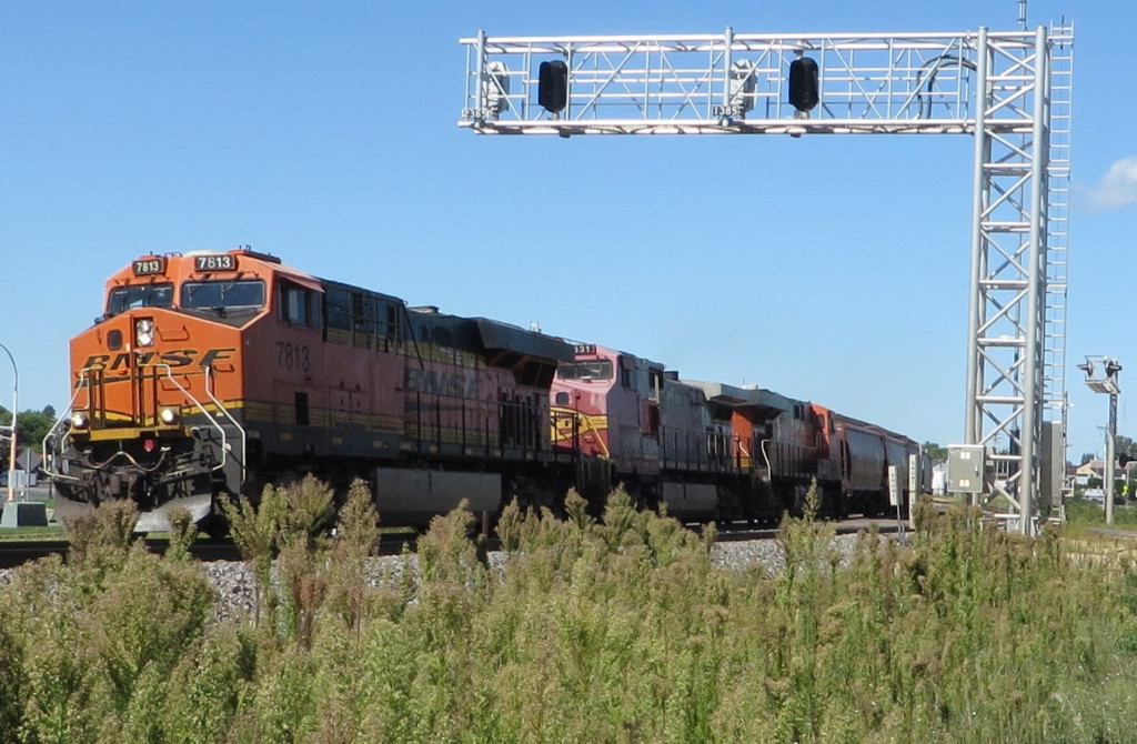 BNSF 7813 East