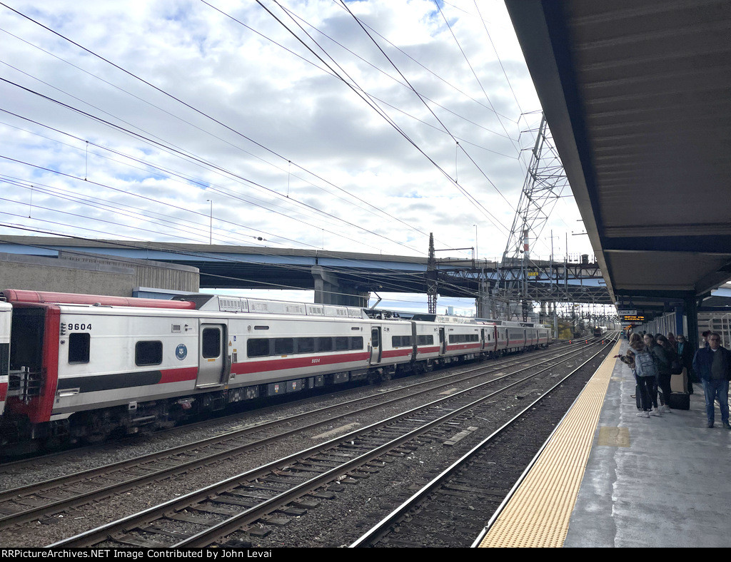 As northbound MNR Train # 6518 departs the station, Waterbury Shuttle ...