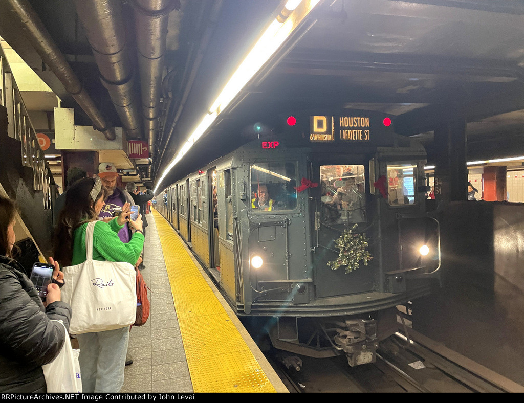 Southbound Holiday Train at 34th St Station