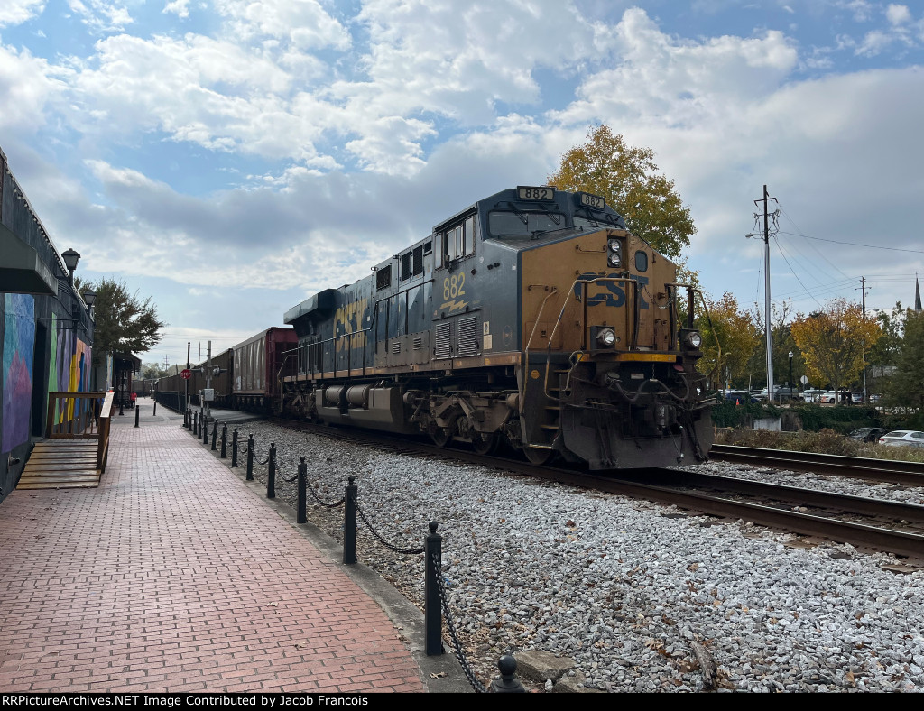 CSX 882