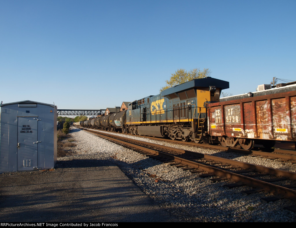 CSX 876