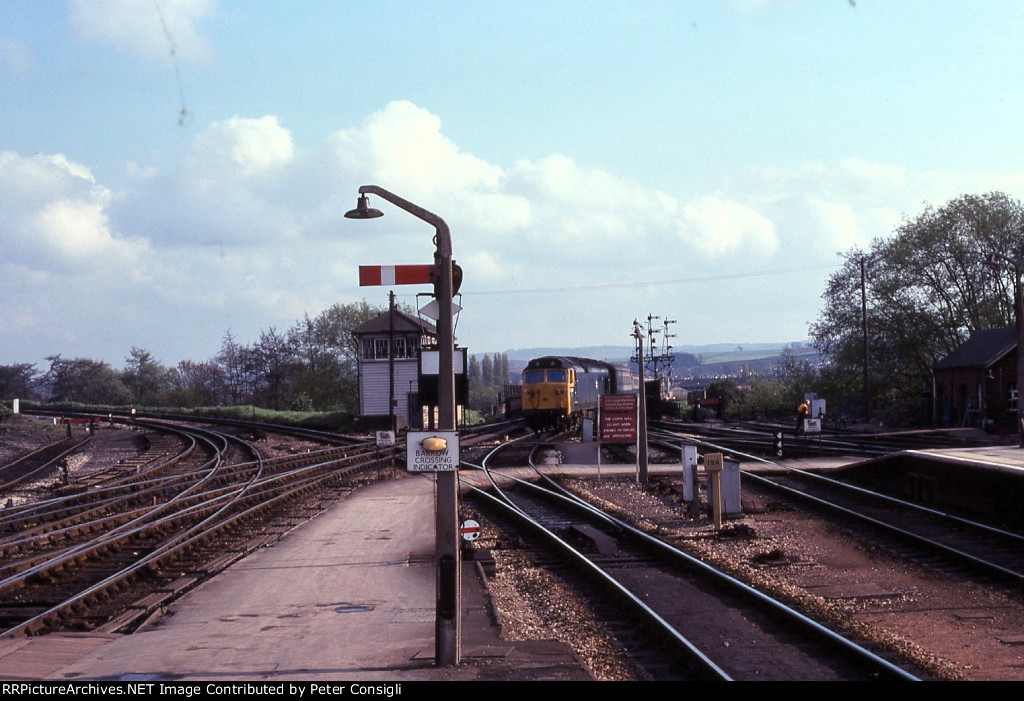 Exeter St. Davids West end junction