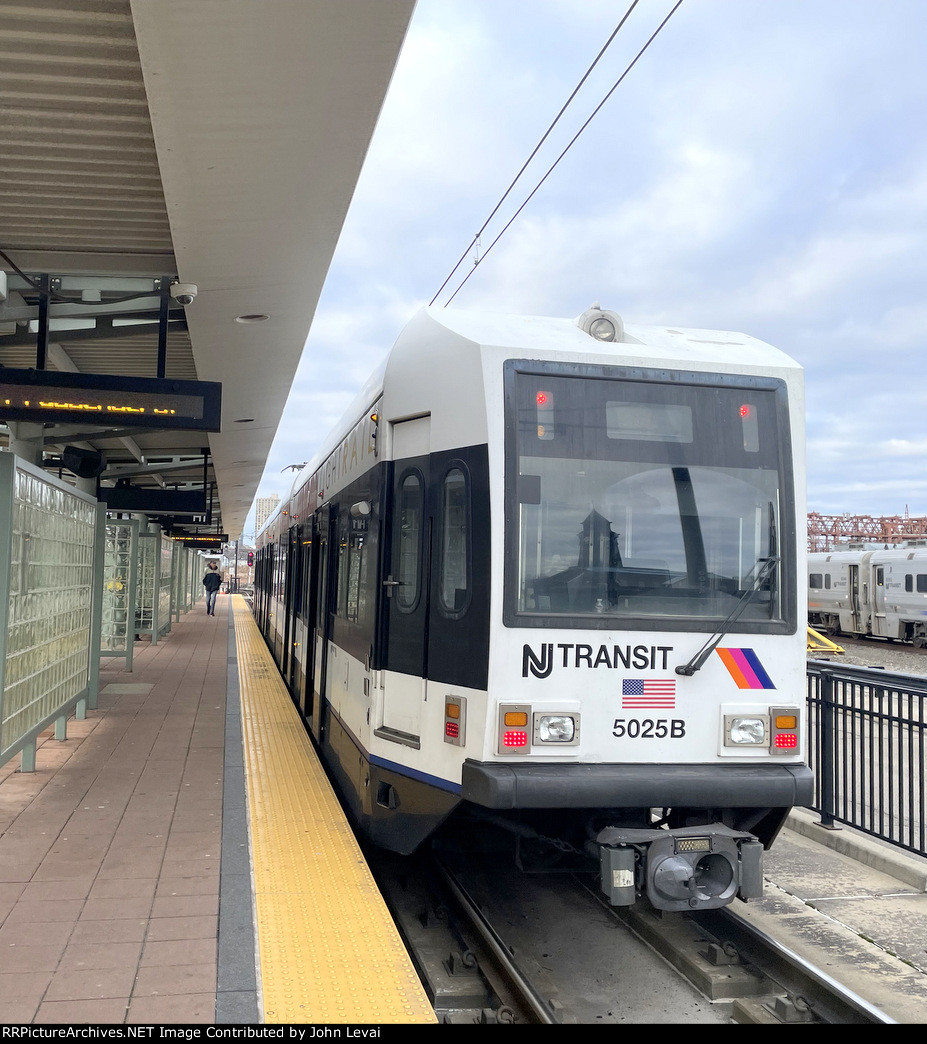 NJT Kinki-Sharyo LRV # 5025B on the north end of the consist at Hoboken ...