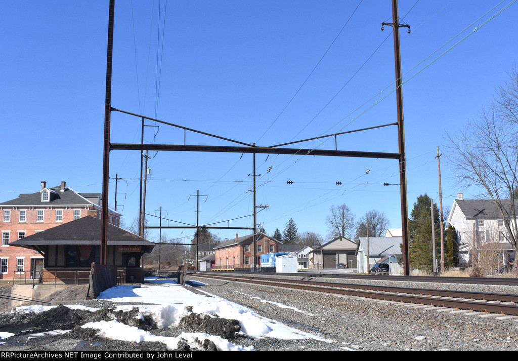 View looking west along the Keystone Corridor with the Ex-PRR ...