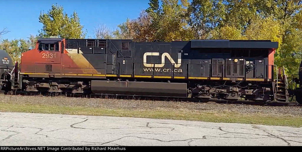 CN 2931