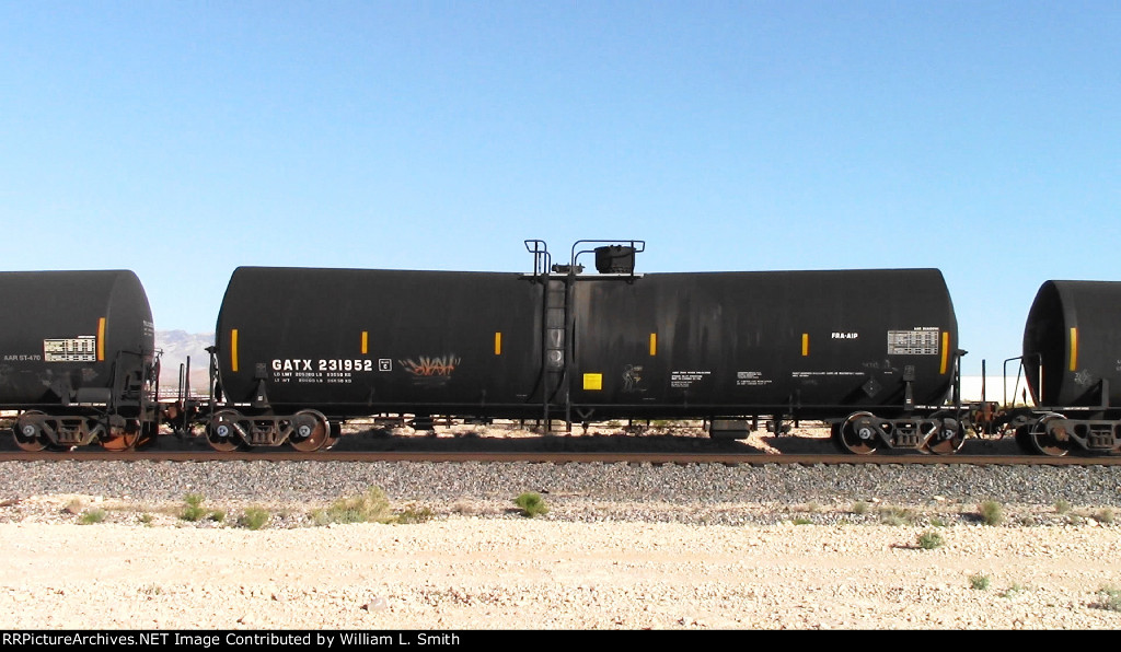 WB Manifest Frt at Erie NV W-MdTrnLvs-Pshr -54