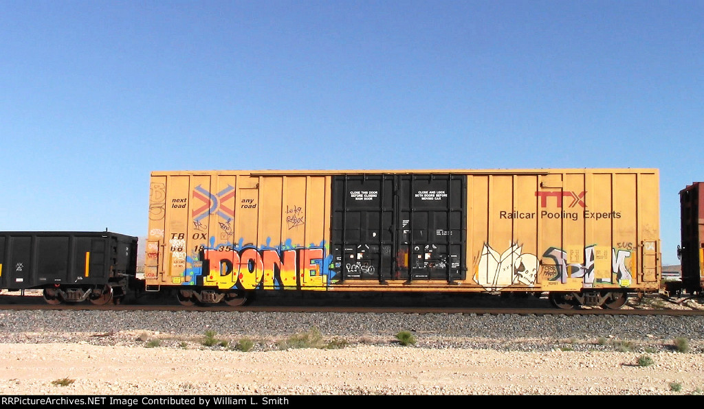 WB Manifest Frt at Erie NV W-MdTrnLvs-Pshr -122