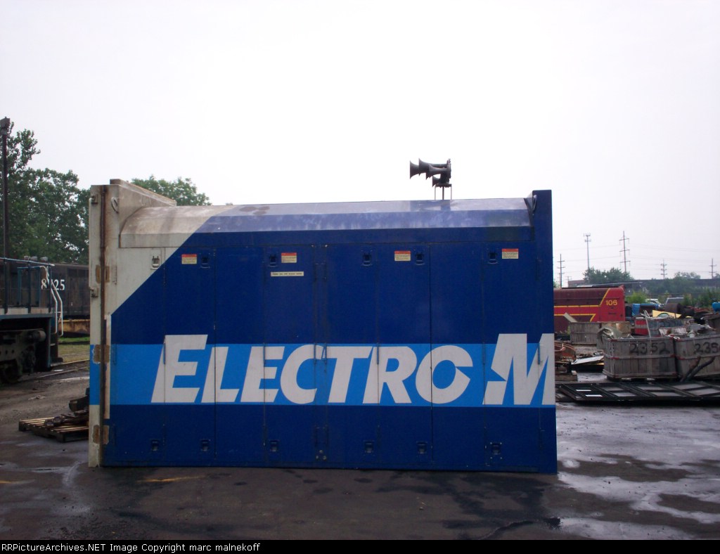 emdx 70's center hood section