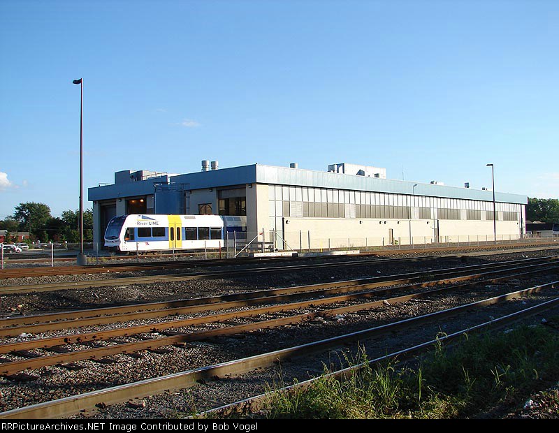 NJT River LINE