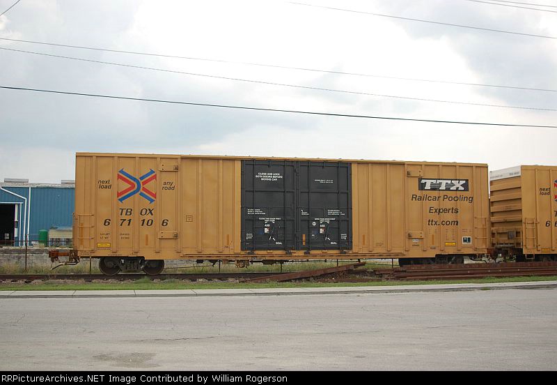 TTX Corporation (TBOX) Double Door Box Car No. 671106