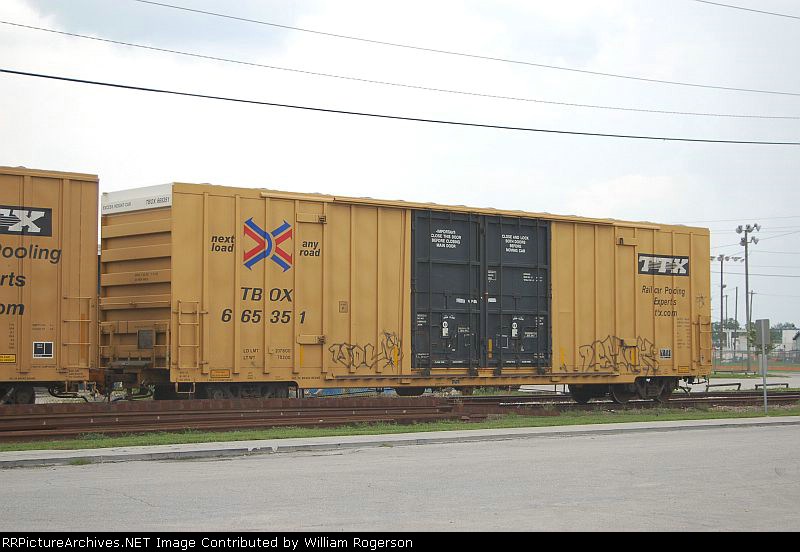 TTX Corporation (TBOX) Kouble Door Box Car No. 665351