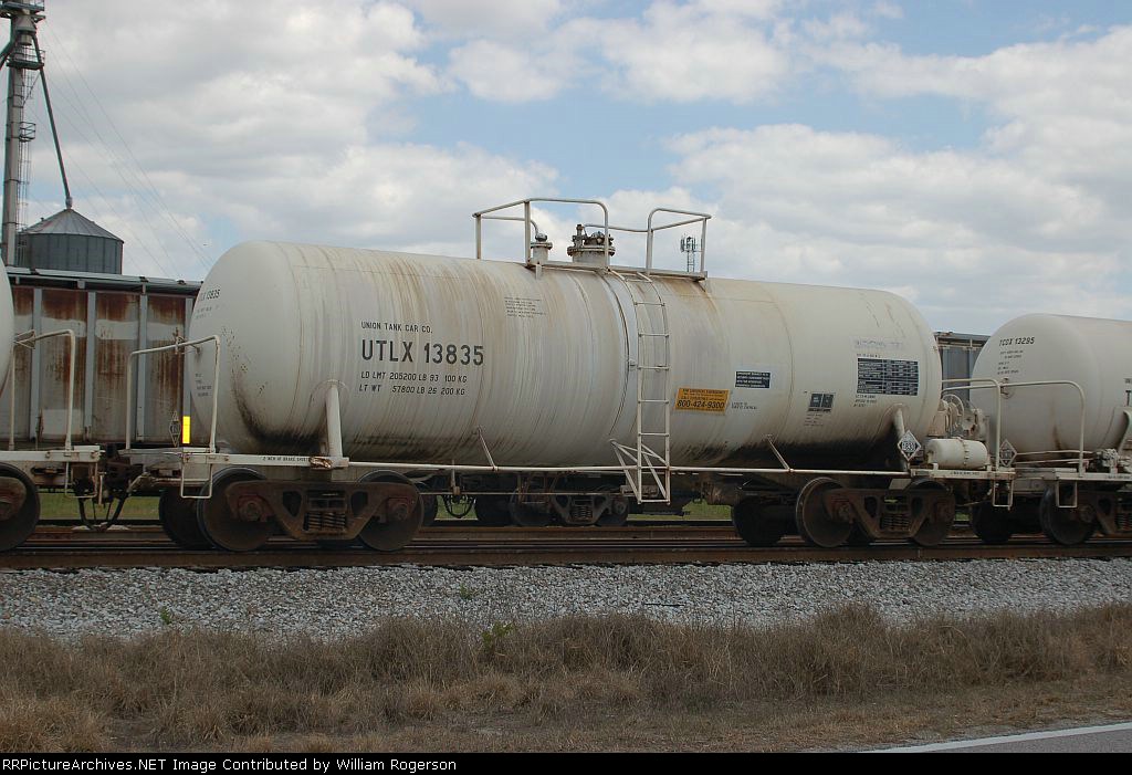 Union Tank Car Company (UTLX) Tank Car No. 13835