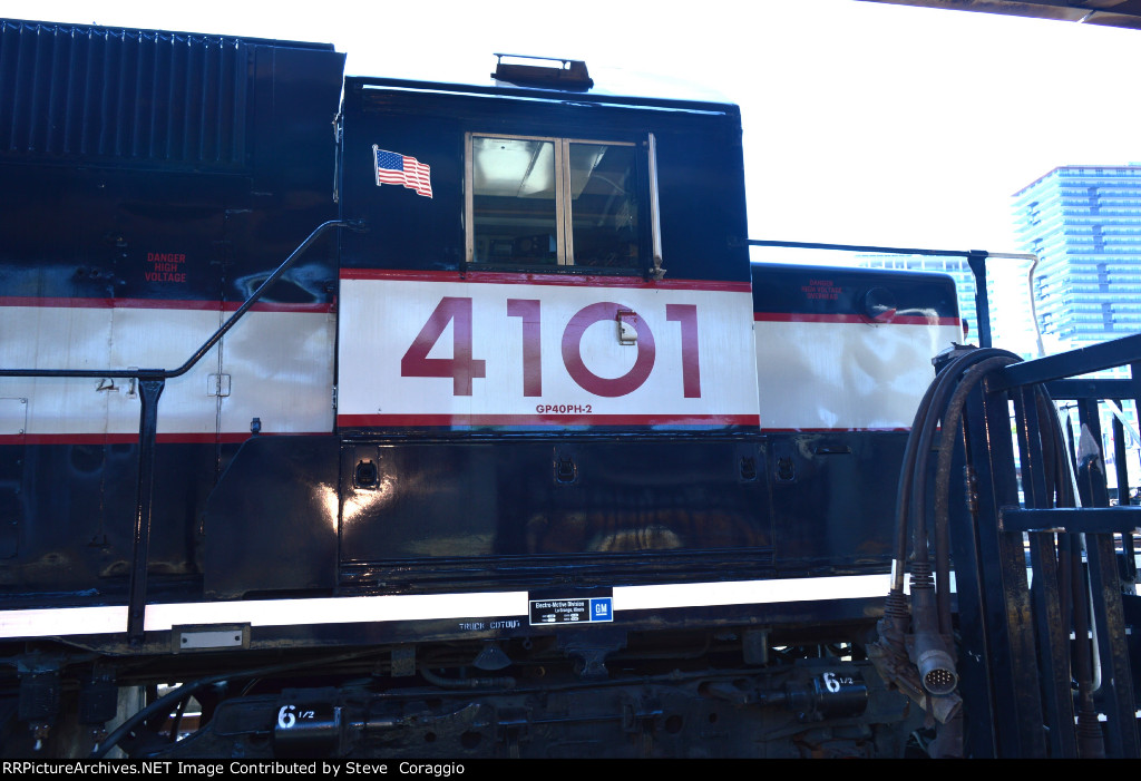 Engineer's Side View NJT 4101