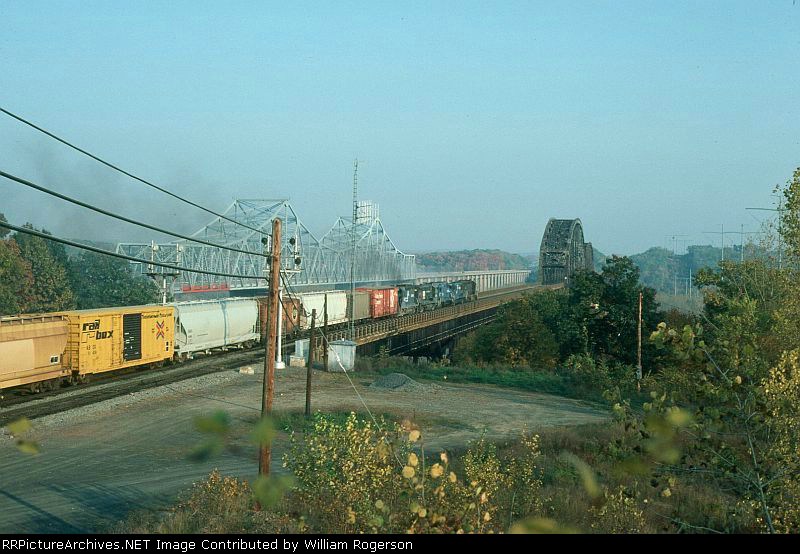 Eastbound Conrail Mixed Freight Train "SELI", with EMD GP38 No. 7901 in ...