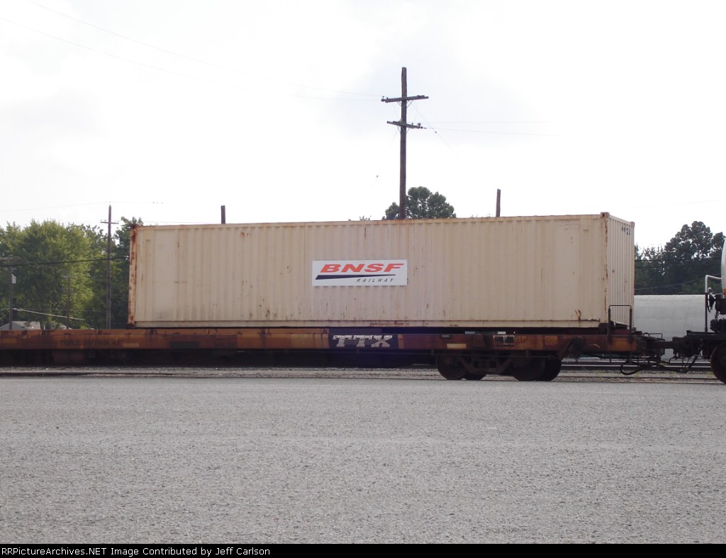 BNSF container