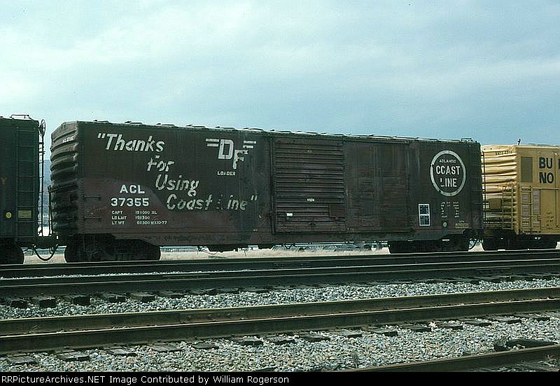 Seaboard System, Atlantic Coast Line Railroad 50' Box Car No. 37355