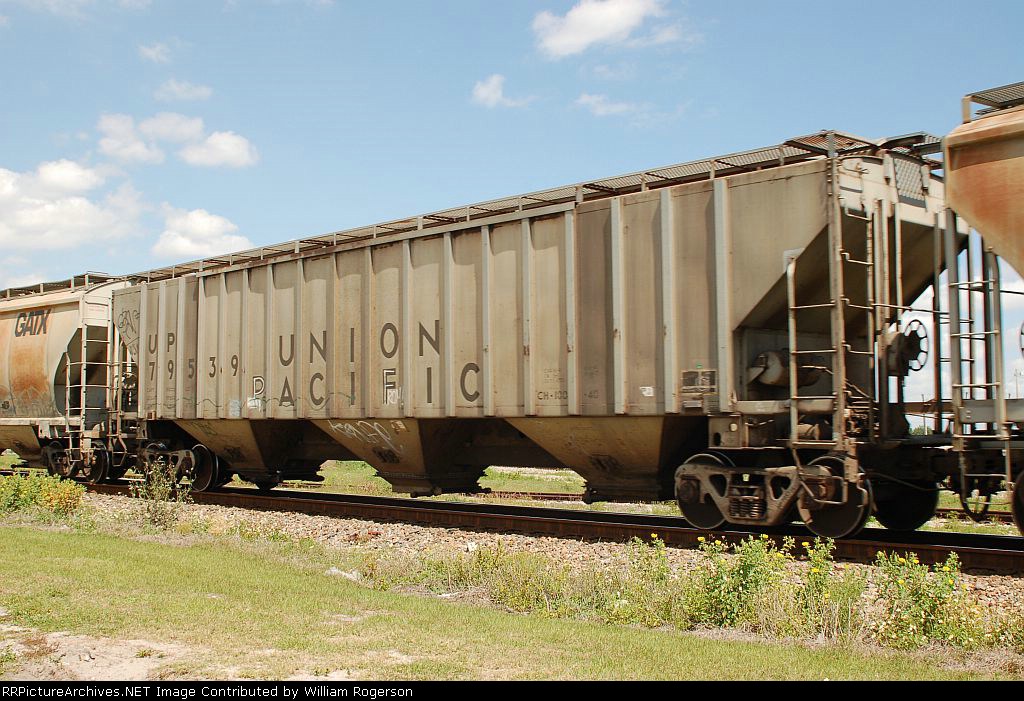 Union Pacific Railroad (UP) Covered Hopper No. 79539