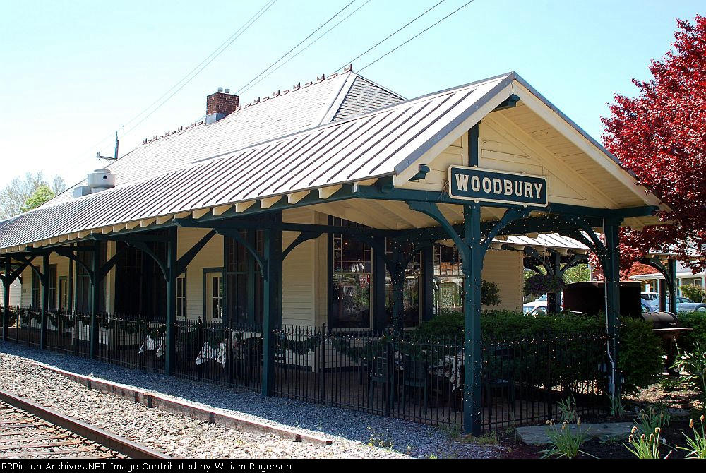 Former Pennsylvania Railroad (PRR) Passenger Station