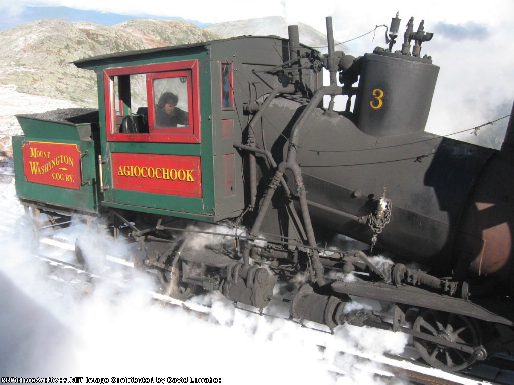 Agiocochook pushing the 10am