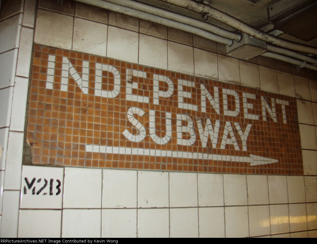 IND subway mosaic in 14 Street (6 Avenue) station