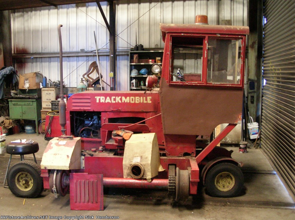 Trackmobile