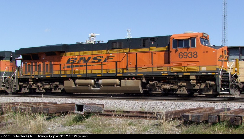 BNSF 6938
