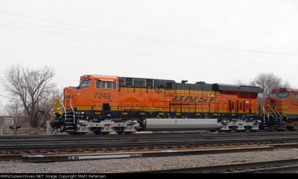 BNSF 7249