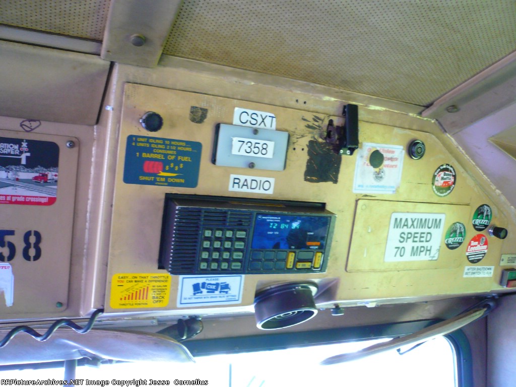 CSX 7358 Radio