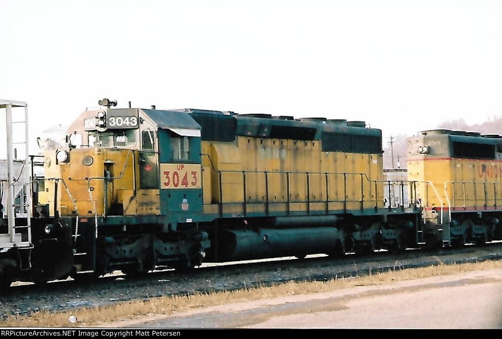 UP 3043