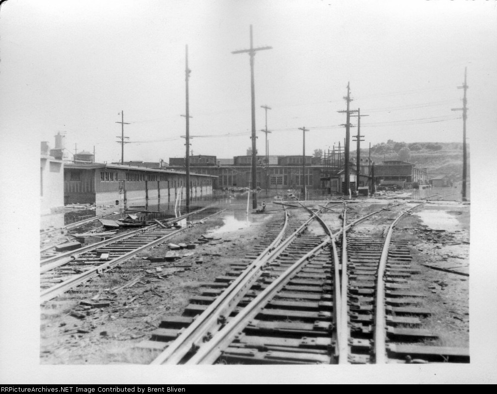 Kansas City Terminal Engine Facilities 1951 Flood (1)