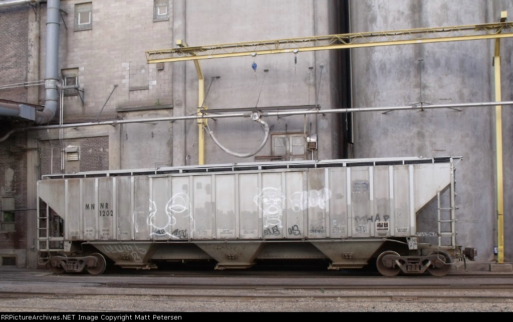 MNNR 1202