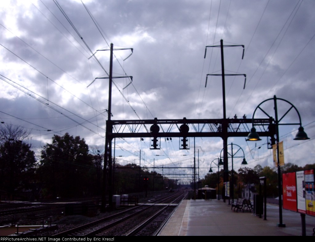 Northeast Corridor Color Postion Light Signal