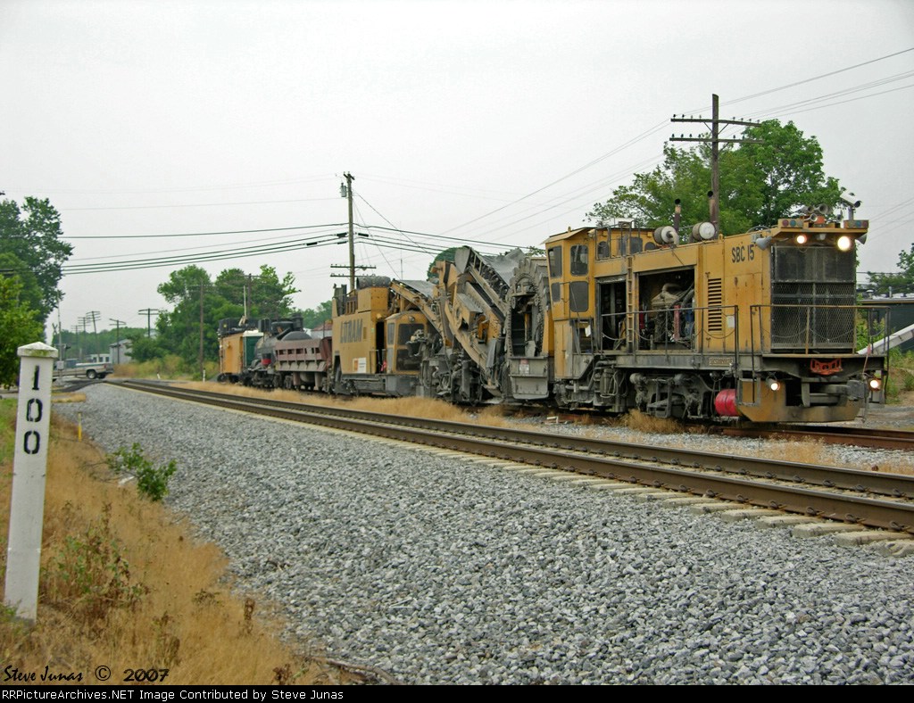 LMIX 415 SBC 15 Loram Balast Cleaner